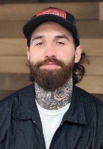 Comox Barbers – If we can't make you look good, you're just ugly!